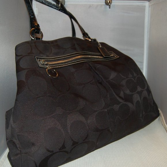 Coach | Bags | Coach Signature Fabric Black Tote | Poshmark